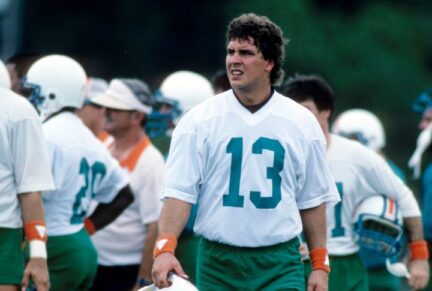 10 Moments That Defined Dan Marino’s Legendary Career - EasySportz