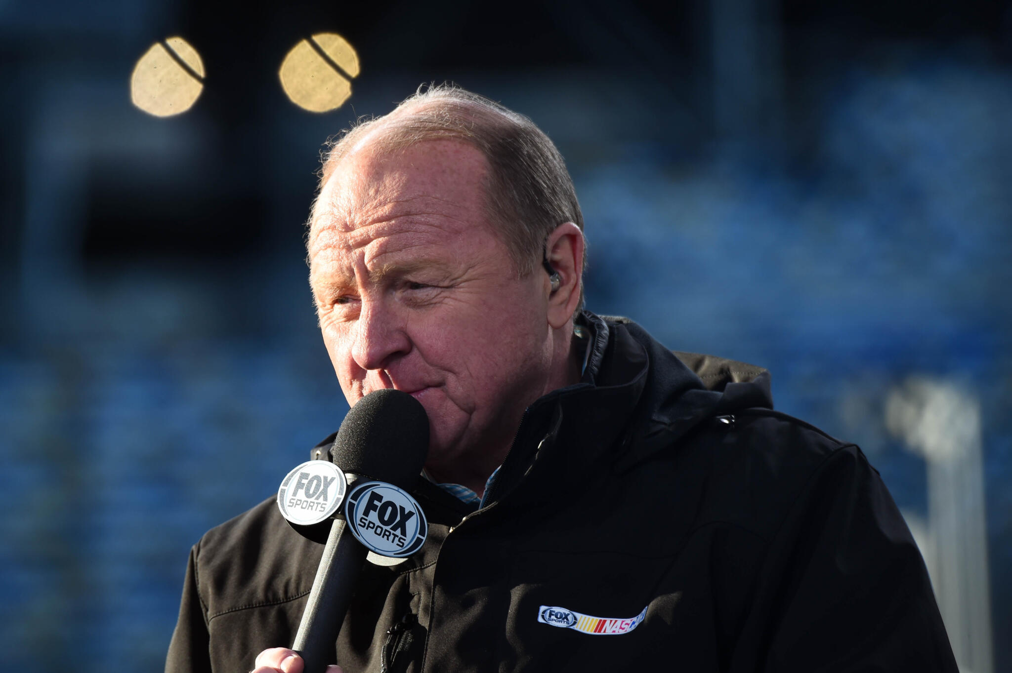 NASCAR’s Jeff Gluck Sends Strong Message on Larry Mac Mistake - EasySportz