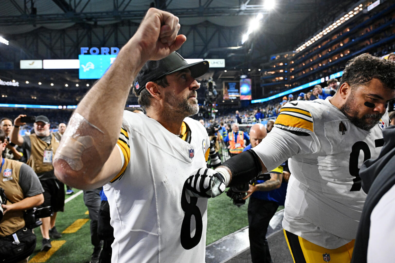 COLUMN: The Steelers Found Their Edge, and Aaron Rodgers Is Still That ...